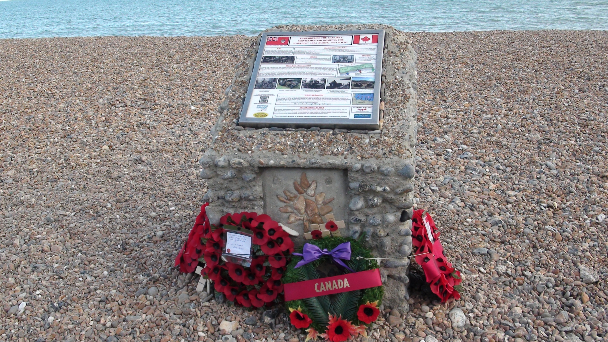 Canadian Memorial - War Memorials Online
