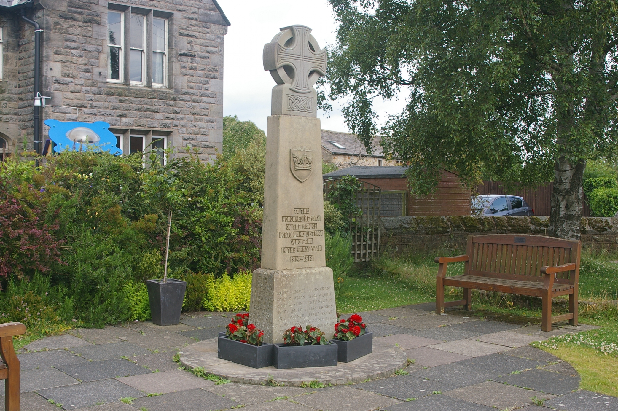 Forton - War Memorials Online