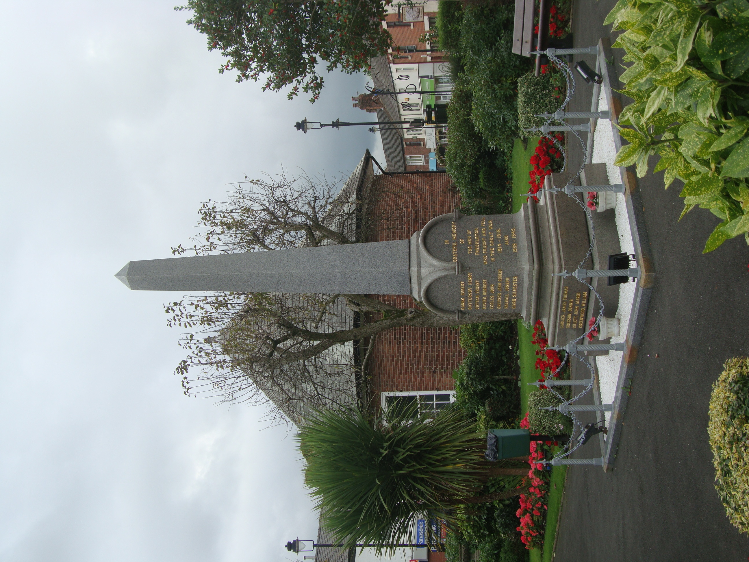 Freckleton - War Memorials Online