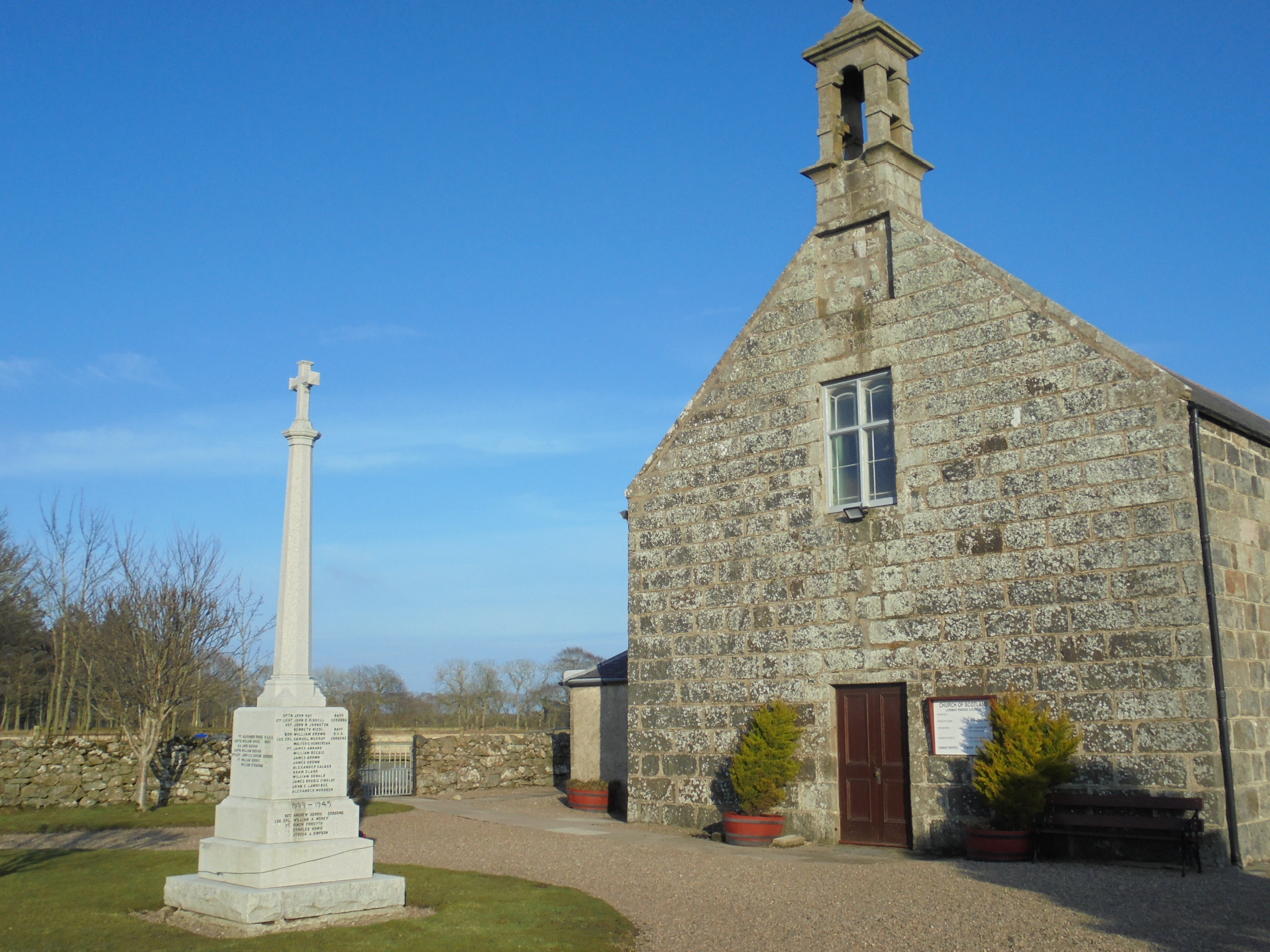 Lonmay - War Memorials Online