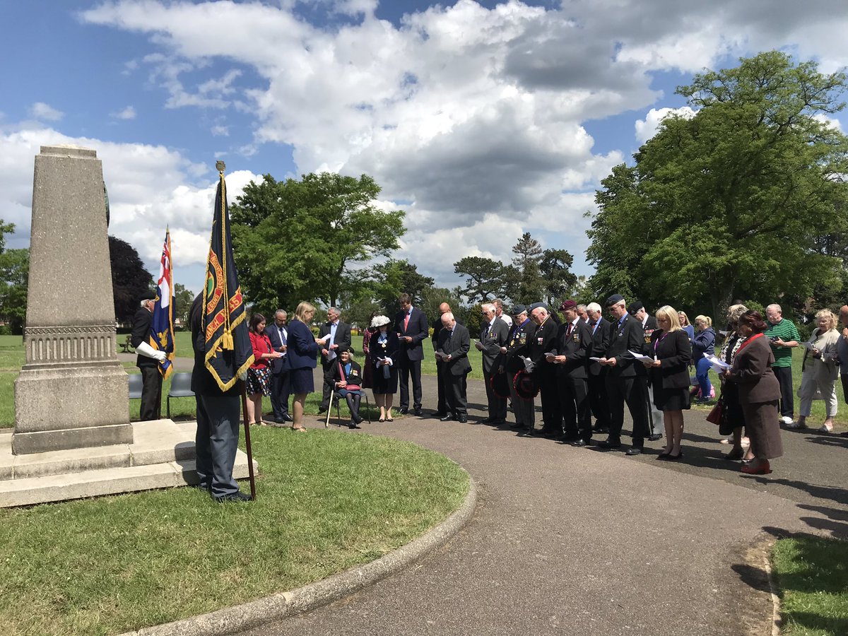 Luton Hoo Memorial Park - War Memorials Online