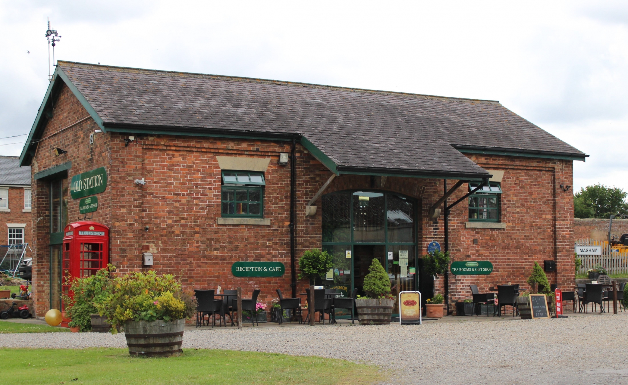 Leeds Pals Memorial Blue Plaque - War Memorials Online