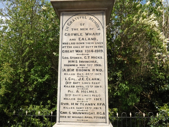 Crowle Wharf and Ealand Memorial