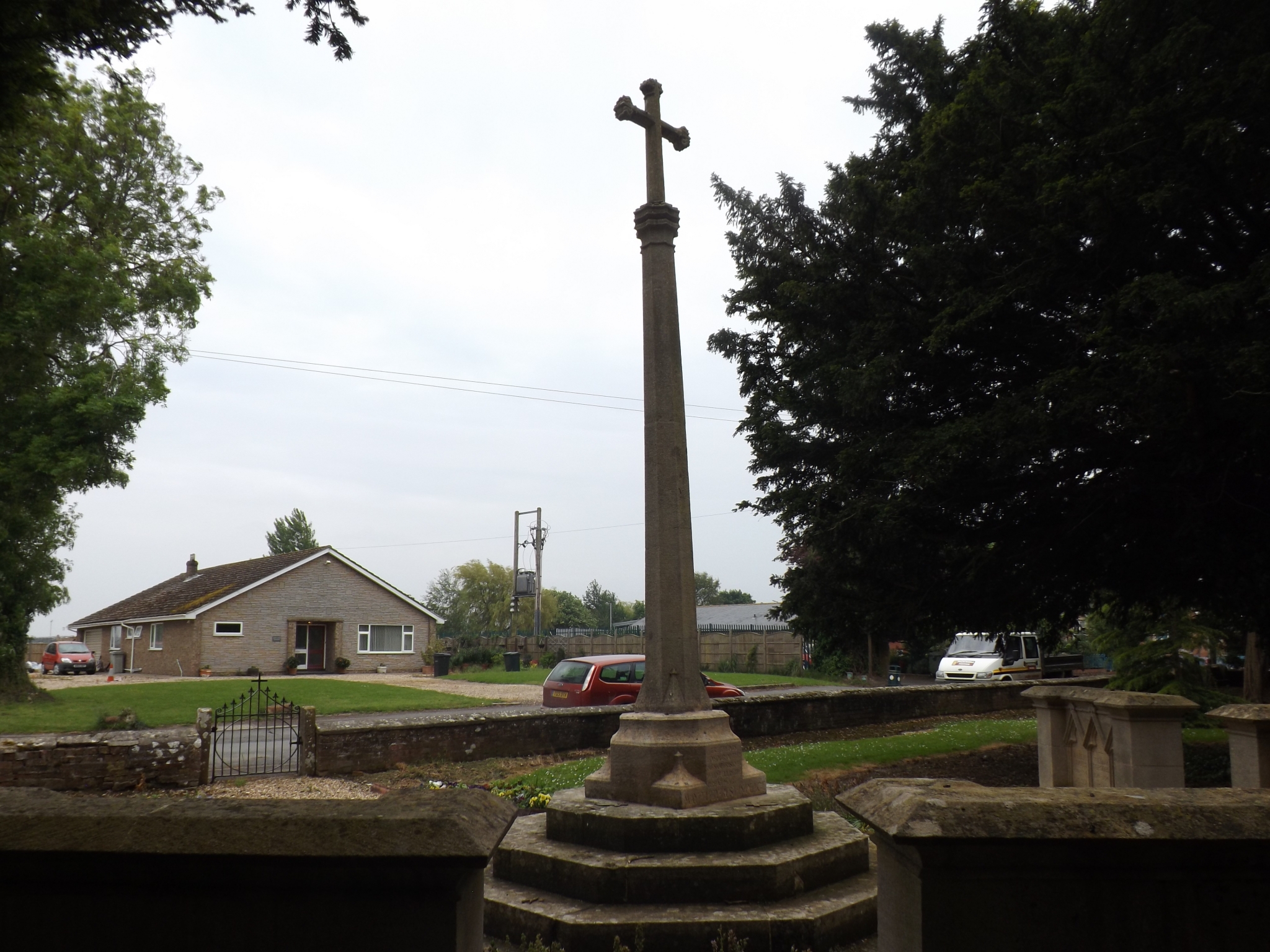 Friskney Cross - War Memorials Online