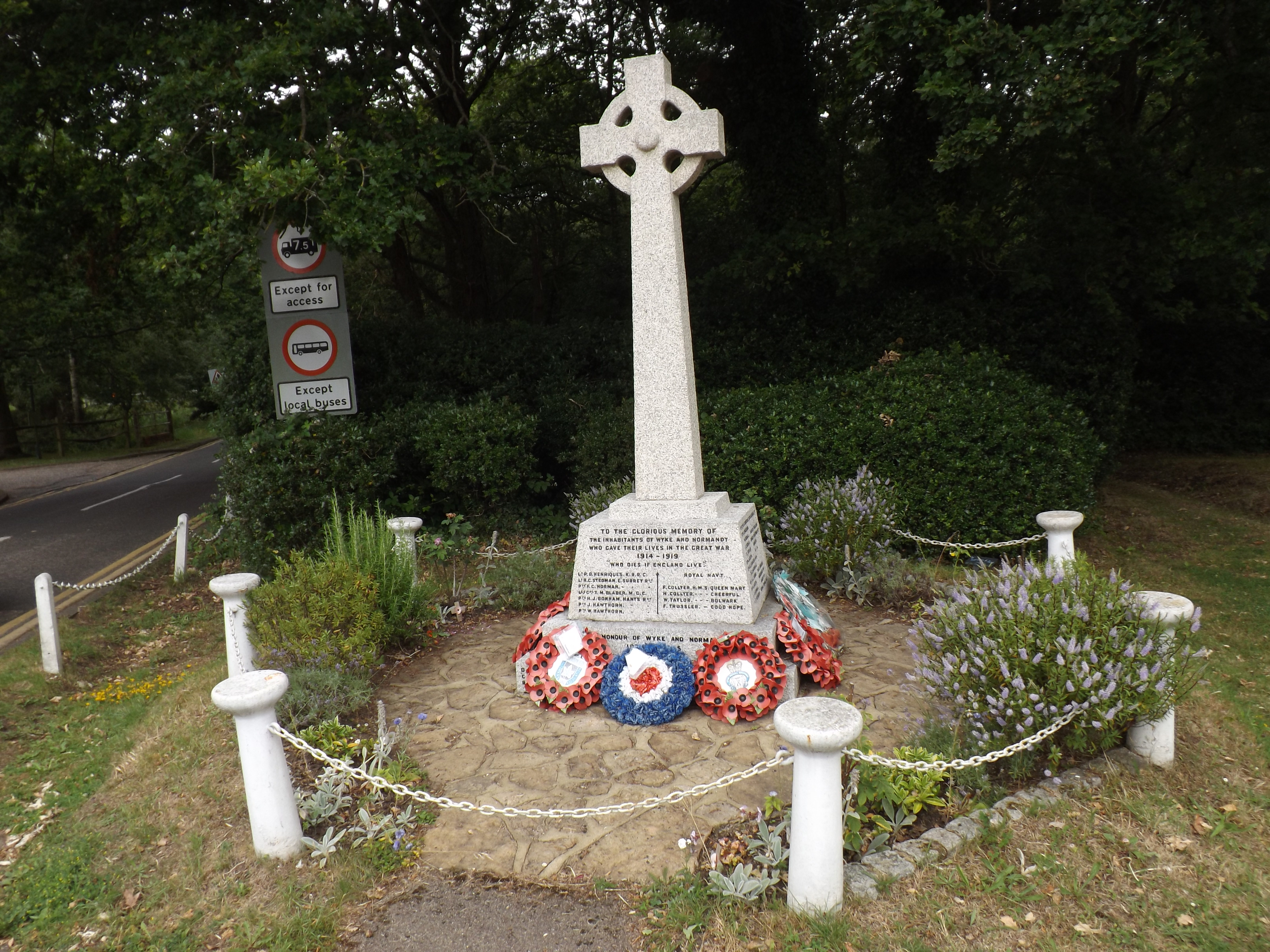 Normandy - War Memorials Online
