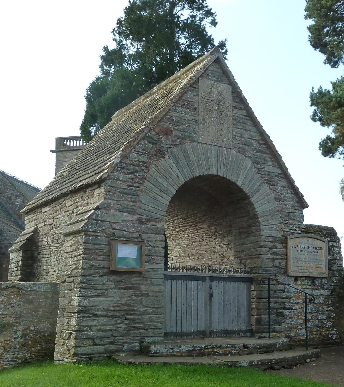 Cheddon Fitzpaine WWI Lychgate - War Memorials Online