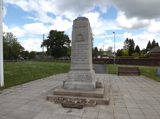 Ystrad Mynach Cenotaph