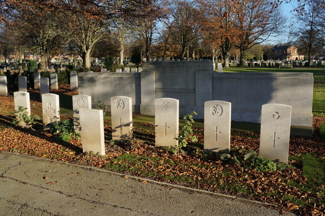 Hull Northern Cemetery Memorial - War Memorials Online