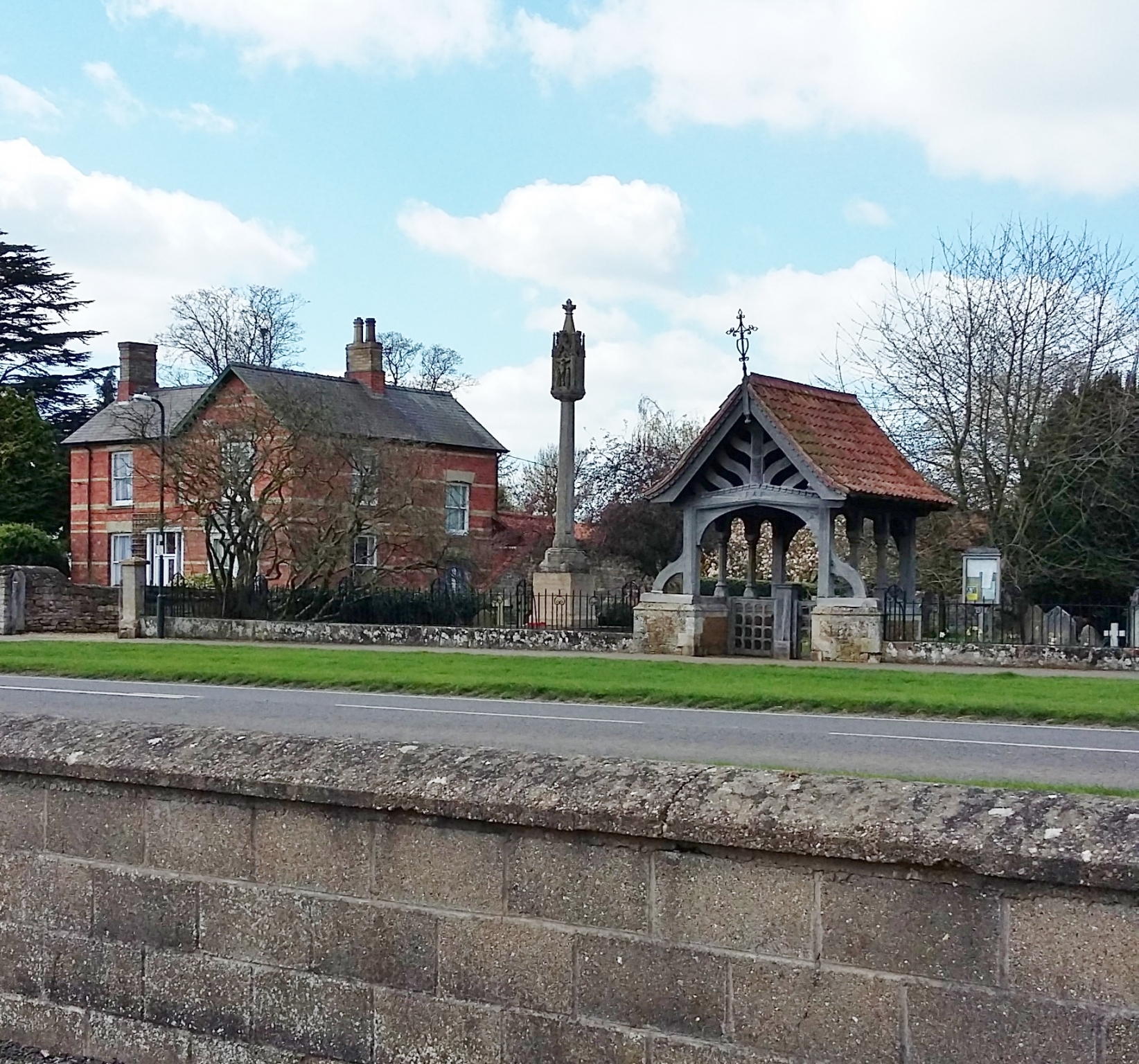 Fulbeck Village War Memorial - War Memorials Online