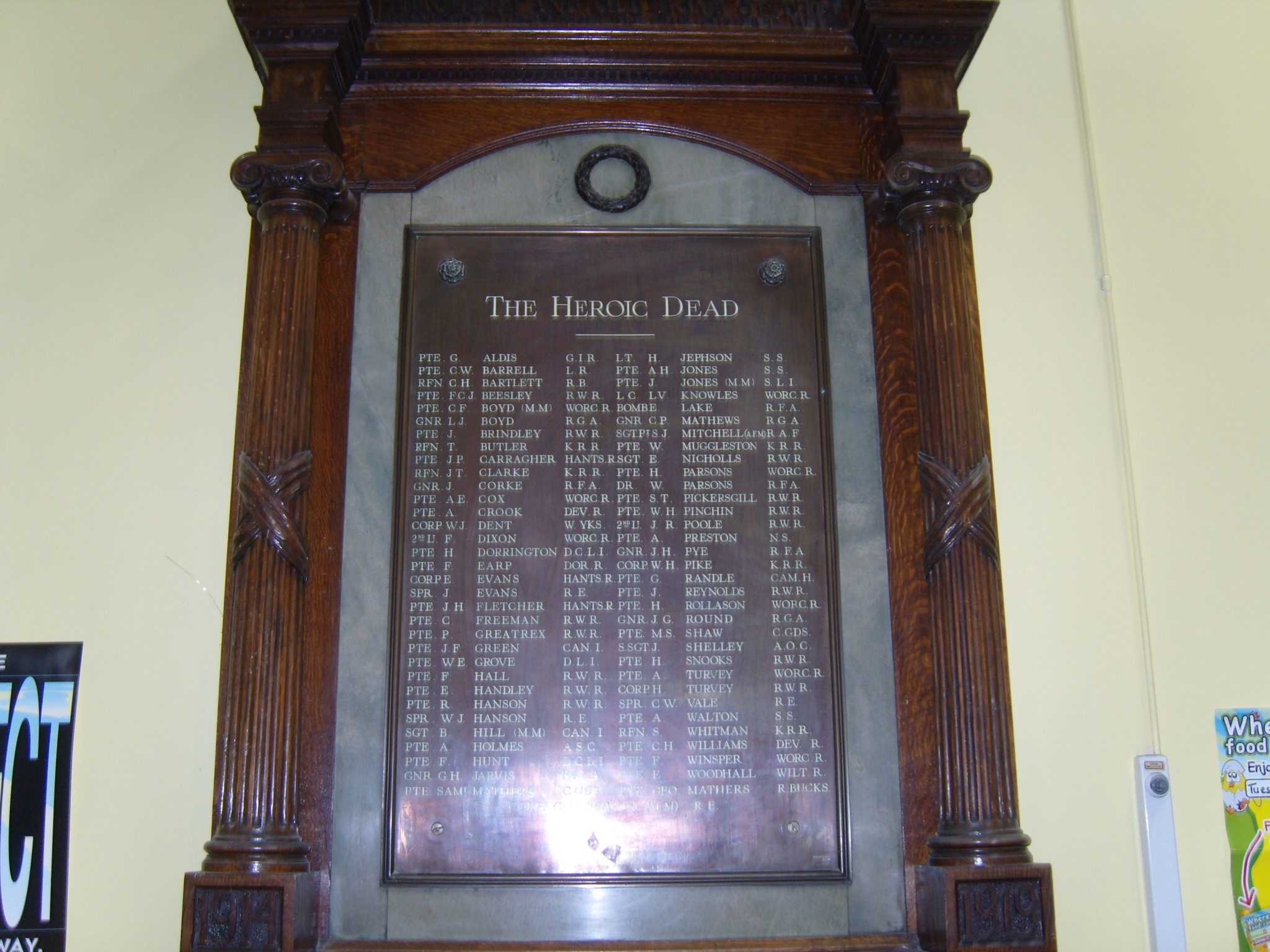 Wattville Junior School WW1 - War Memorials Online