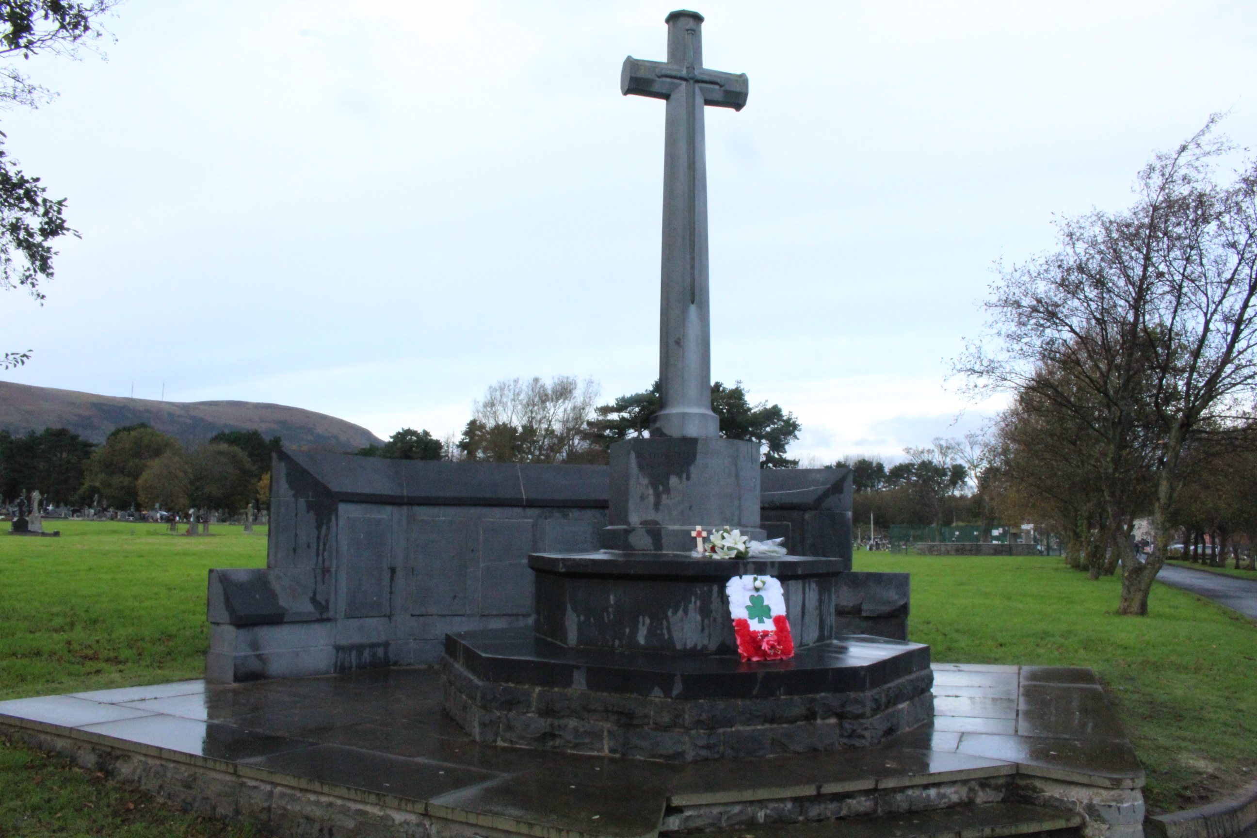 Milltown Cemetery - War Memorials Online