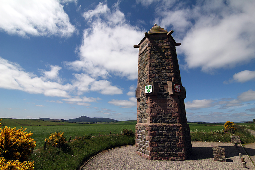 Battle of Harlaw Monument - War Memorials Online
