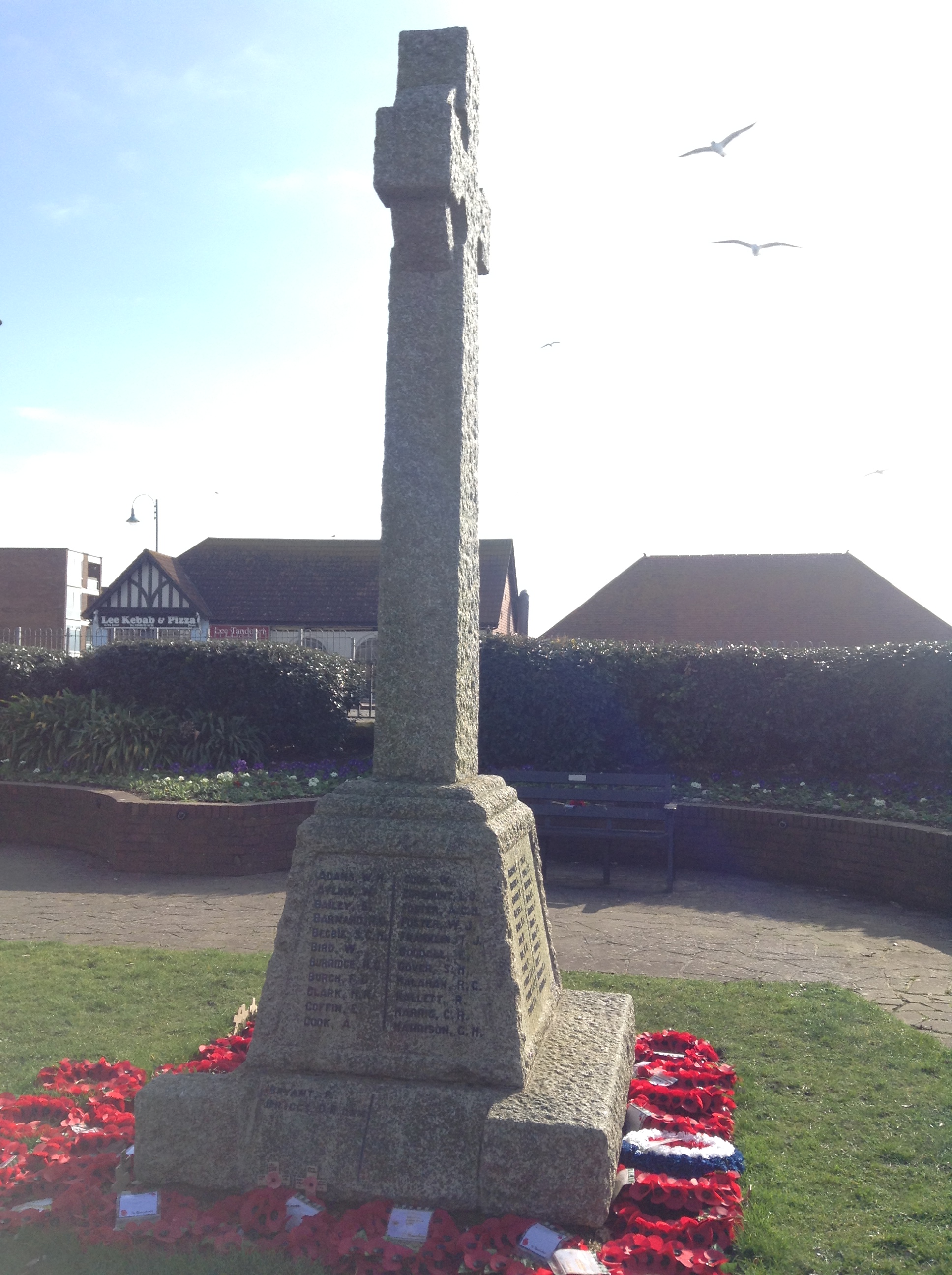 Lee-on-the-Solent - War Memorials Online