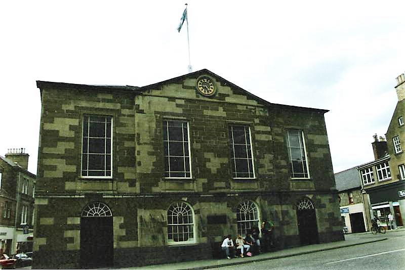 Forfar Town and County Hall Memorial Window - War Memorials Online