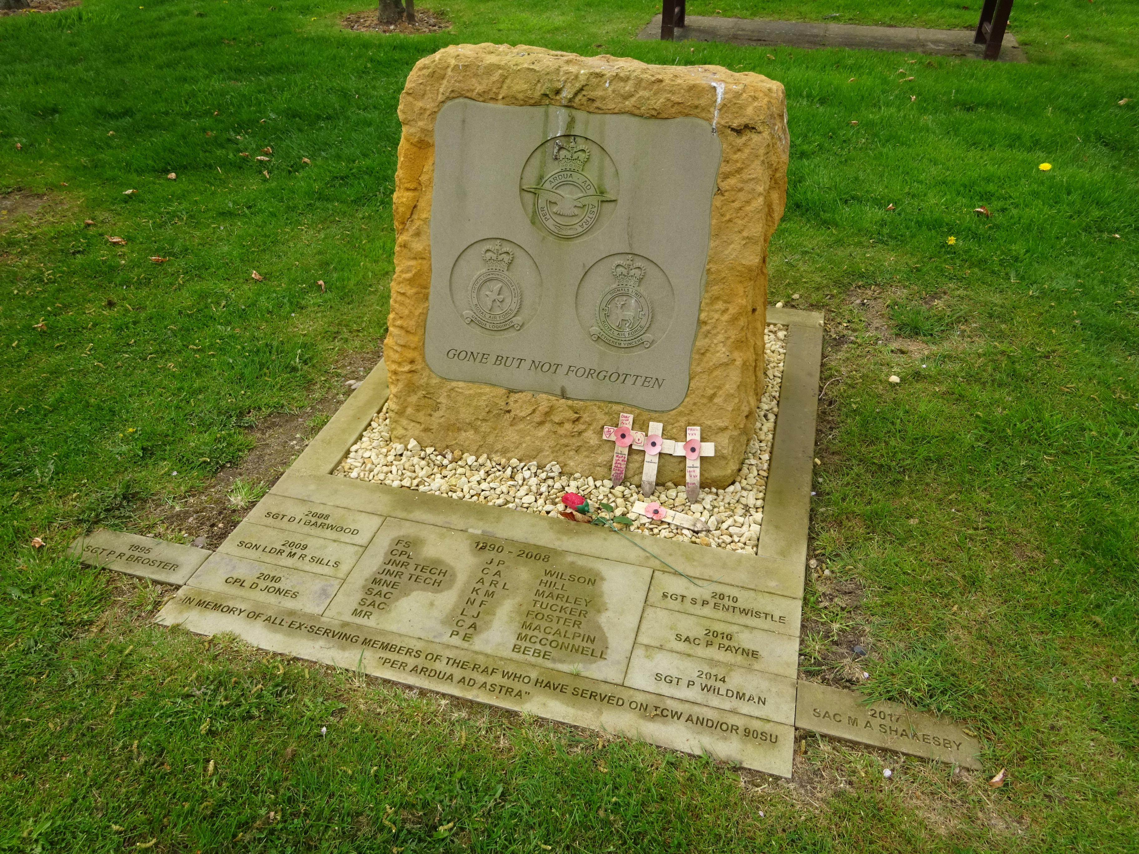 Tactical Communications Wing & 90 Signals Unit - War Memorials Online