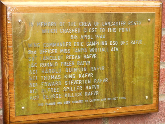 Caistor Moor - Memorial Plaque to crew of 1 LFS Lancaster R5672