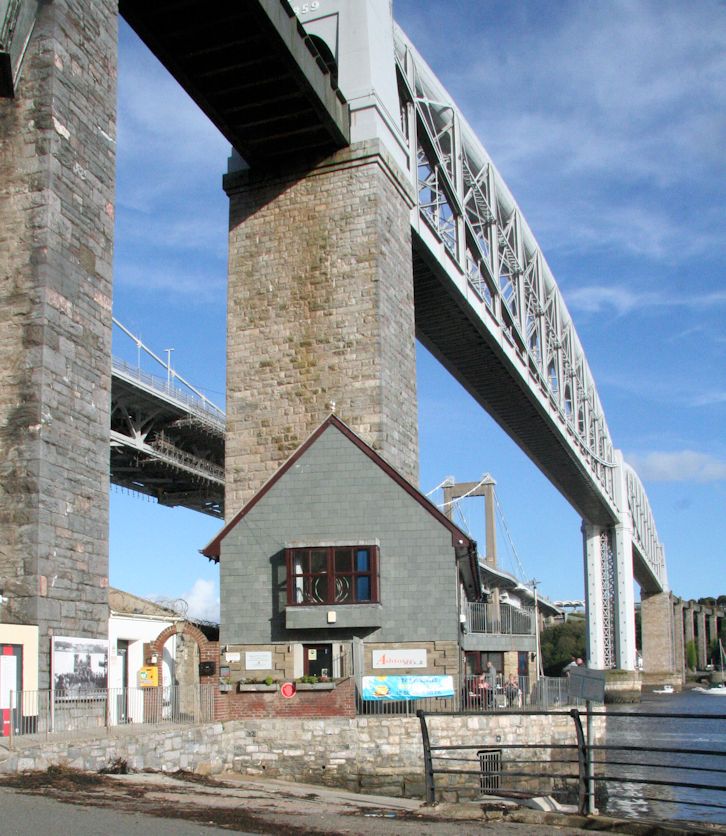 Saltash Ferry Slip Memorial - War Memorials Online