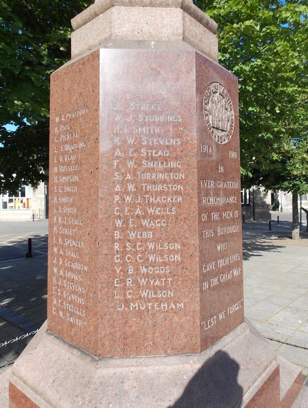 Thetford War Memorial - War Memorials Online