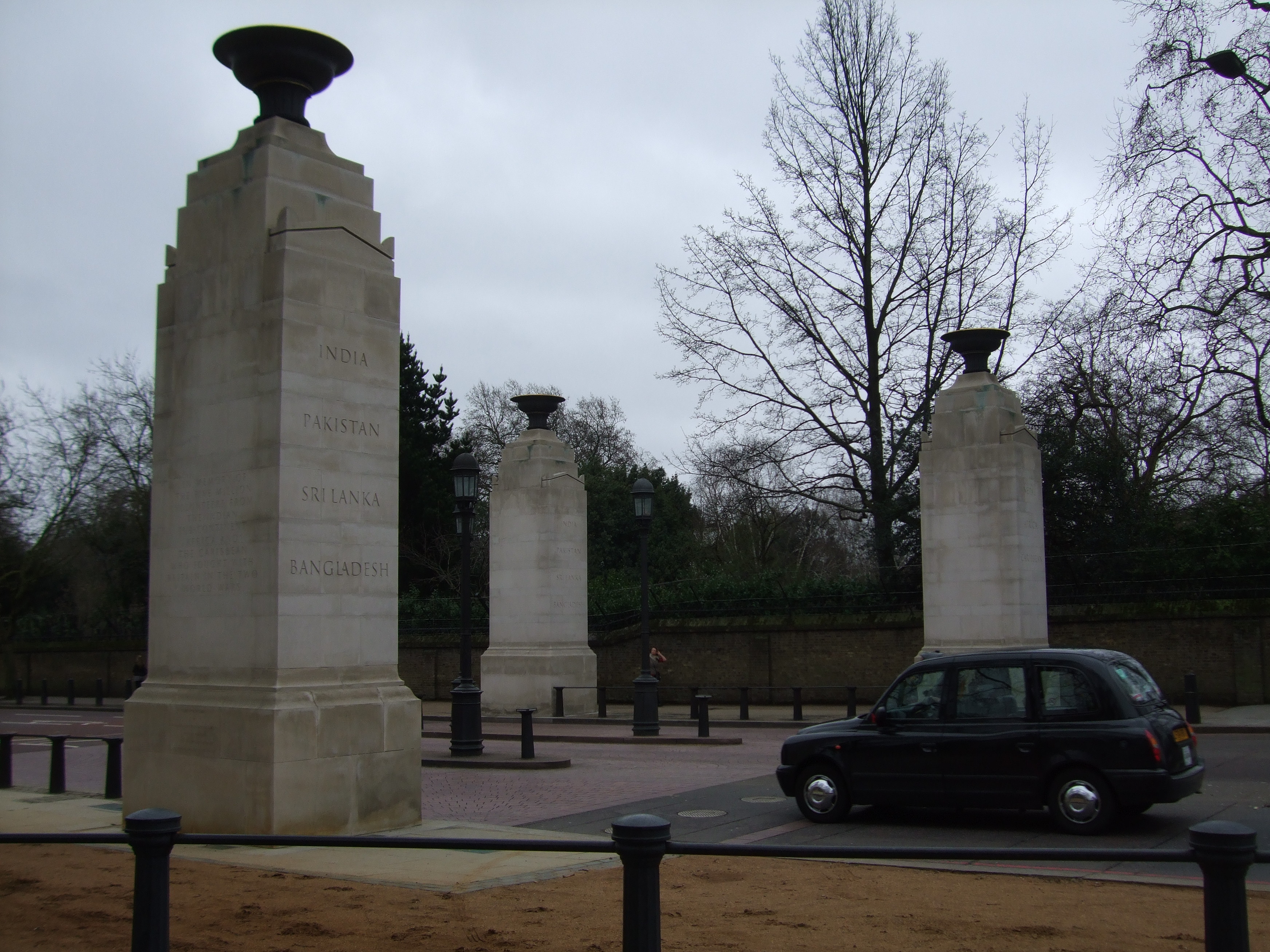Commonwealth Memorial Gates - War Memorials Online