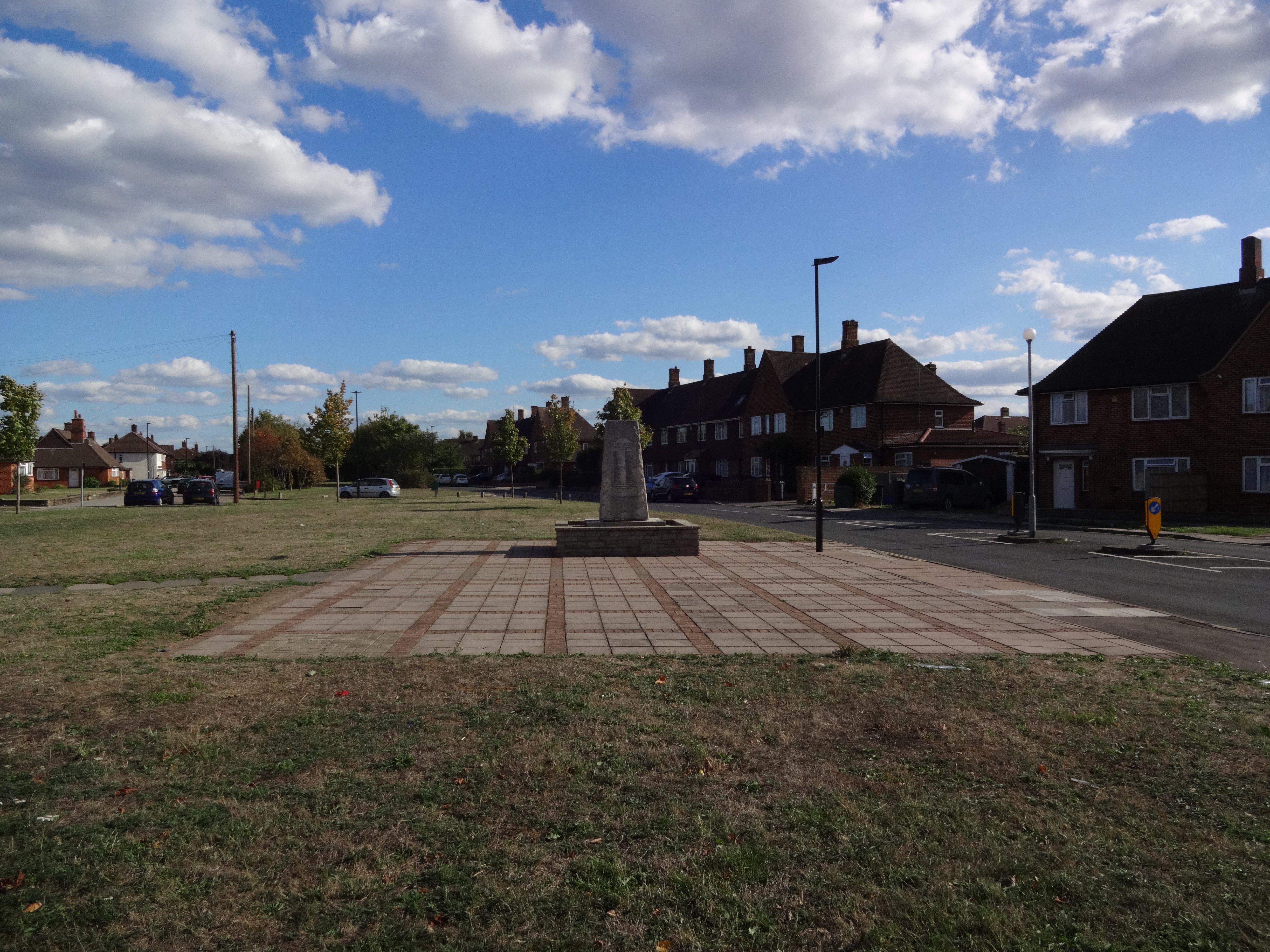 East Bedfont - War Memorials Online