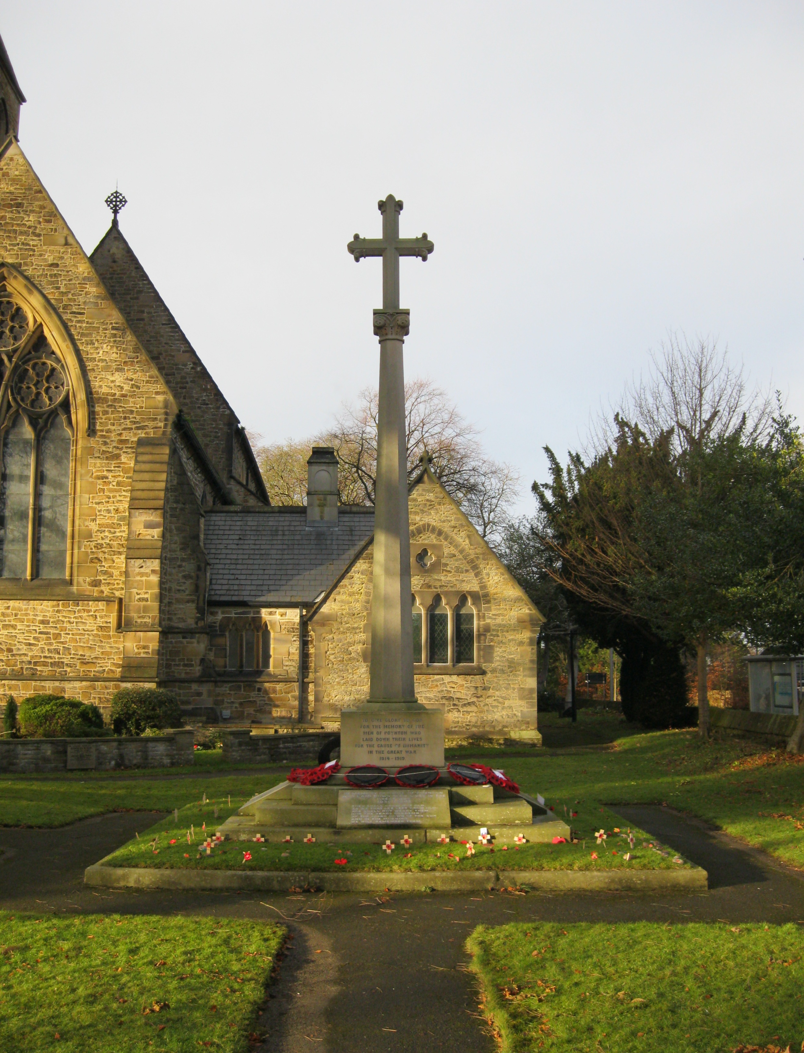POYNTON WW1 AND WW2 - War Memorials Online