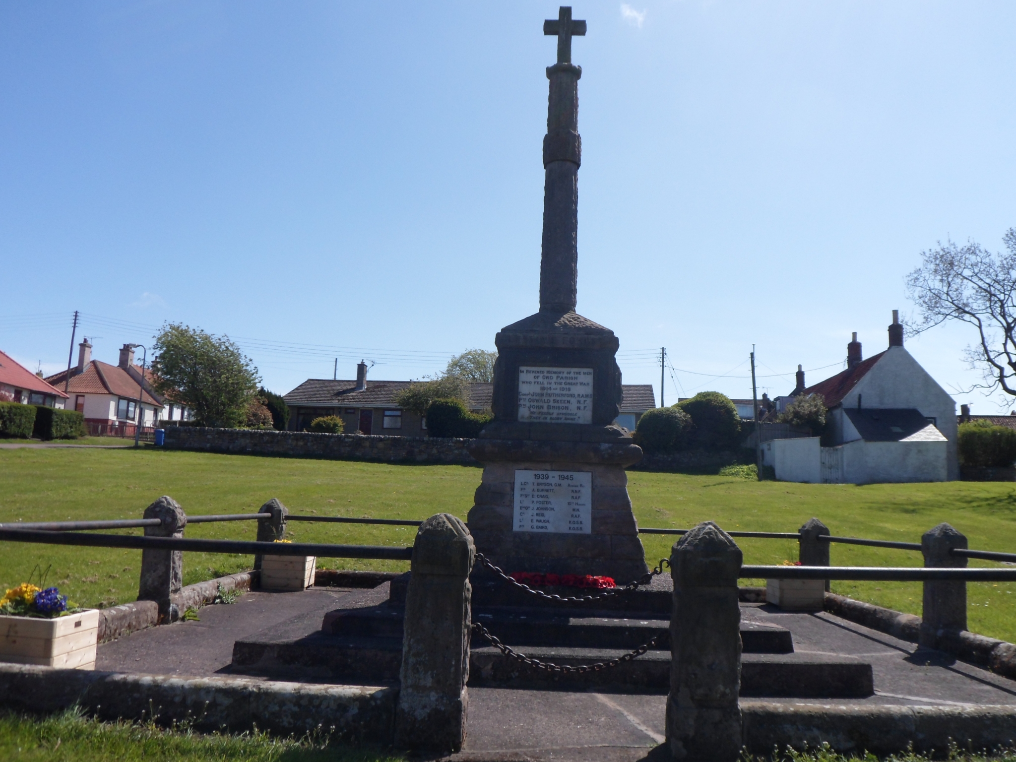 EAST ORD - War Memorials Online