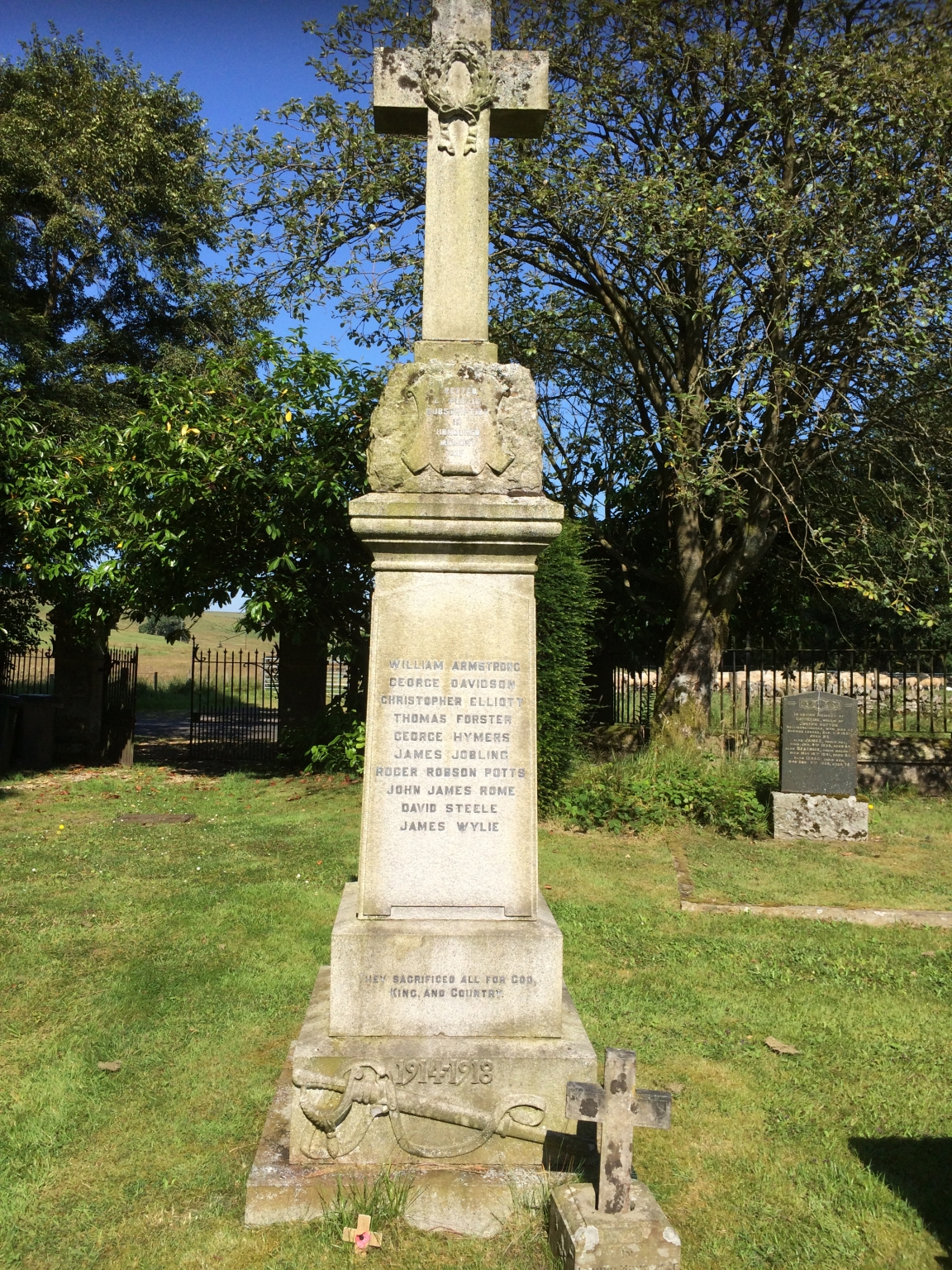 FALSTONE - War Memorials Online