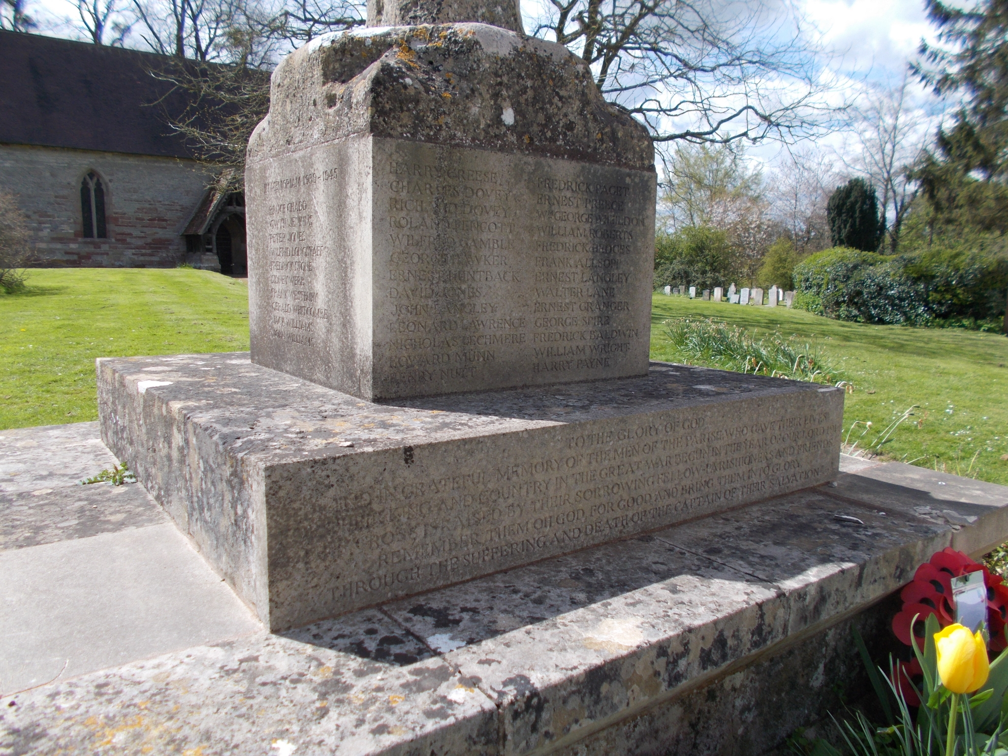 HANLEY CASTLE WW1/WW2 - War Memorials Online