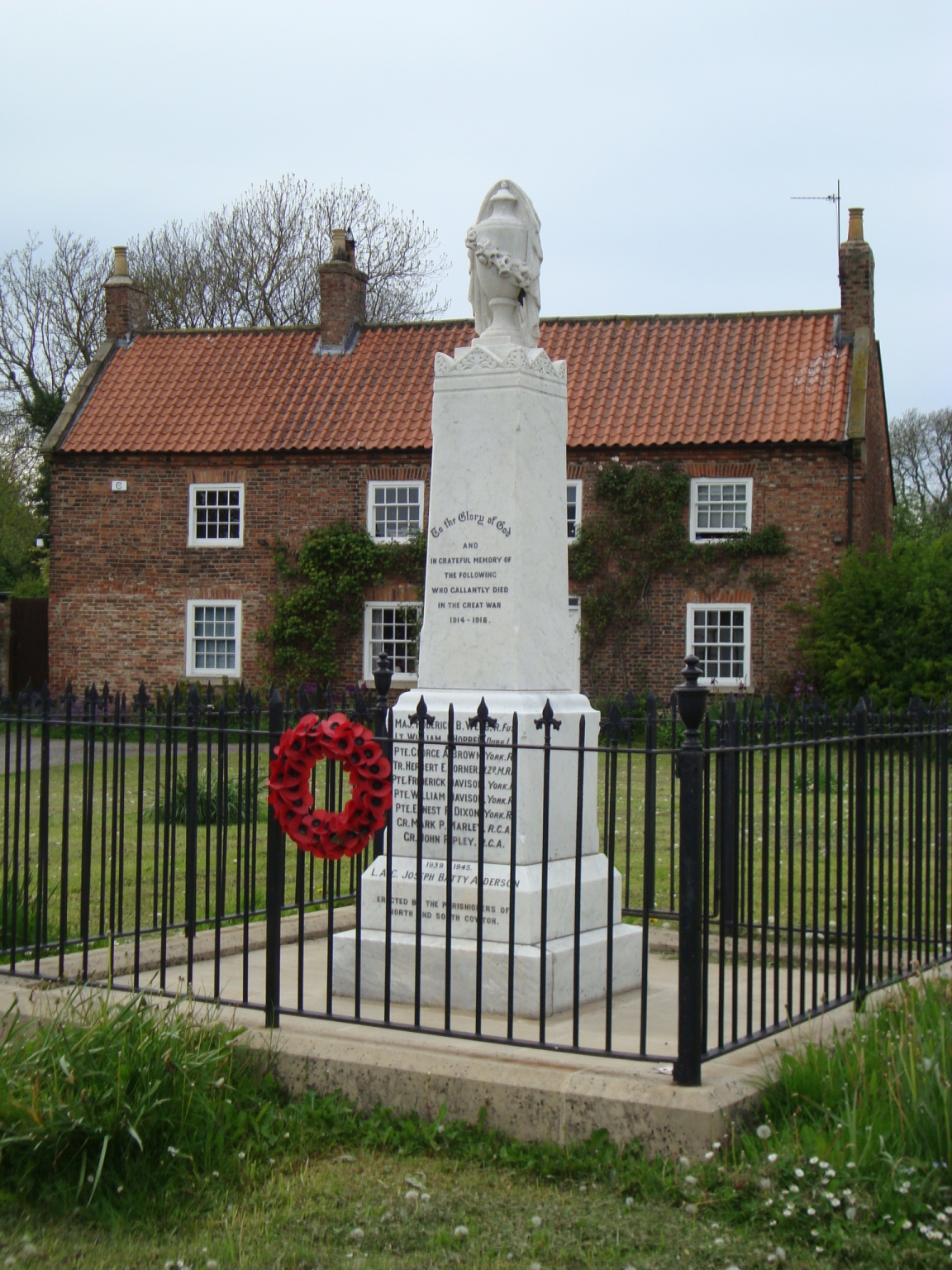 North Cowton - War Memorials Online