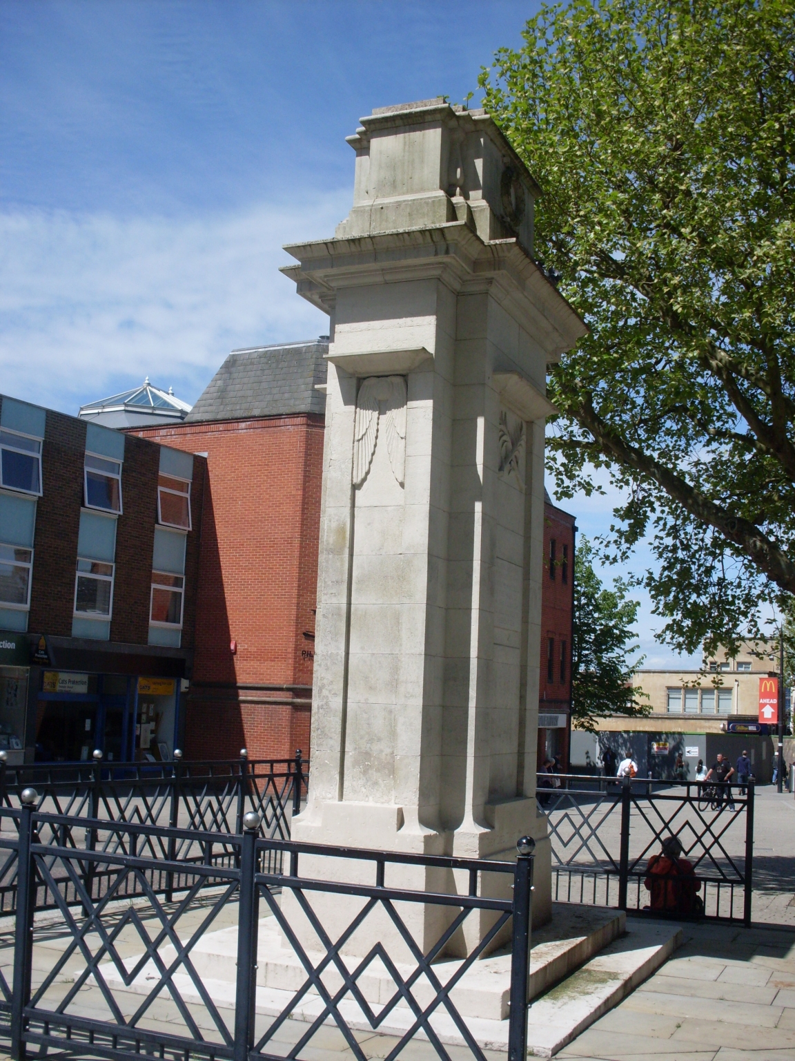 SWINDON - War Memorials Online