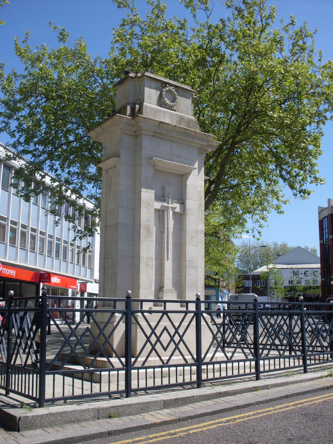 SWINDON - War Memorials Online